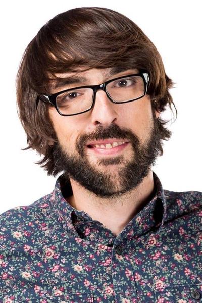 Quique Peinado - About - Entertainment.ie