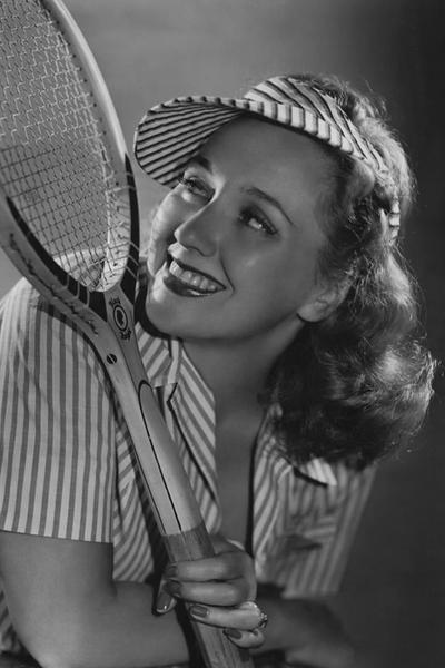 Lya Lys - About - Entertainment.ie