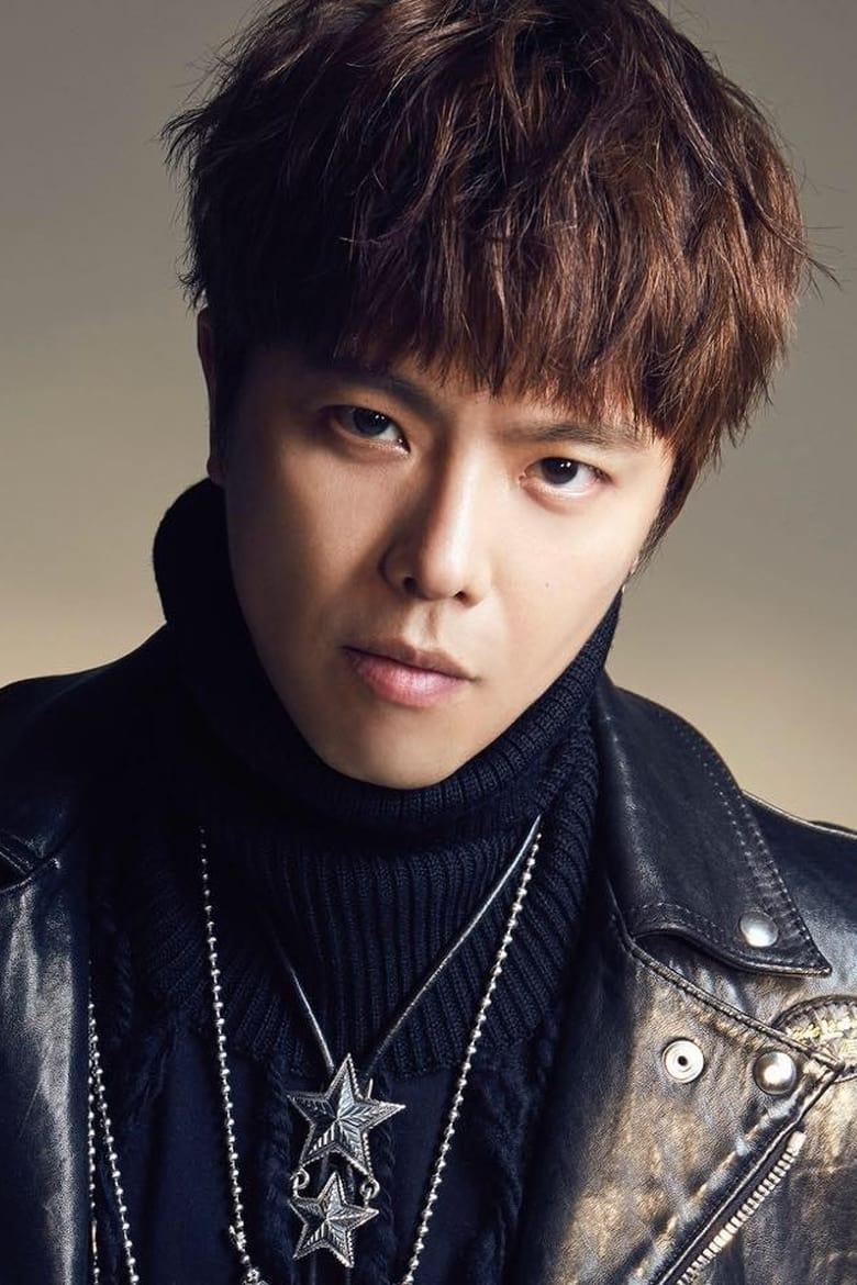 Alien Huang - About - Entertainment.ie