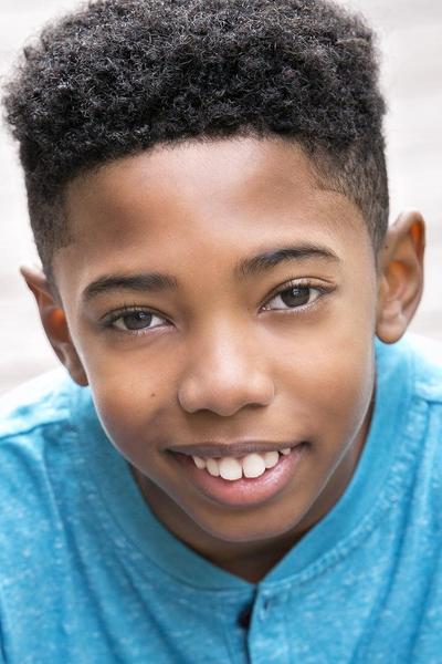 Seth Carr - About - Entertainment.ie