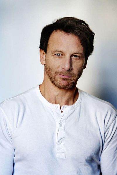 Hendrik Duryn's Instagram, Twitter & Facebook on IDCrawl