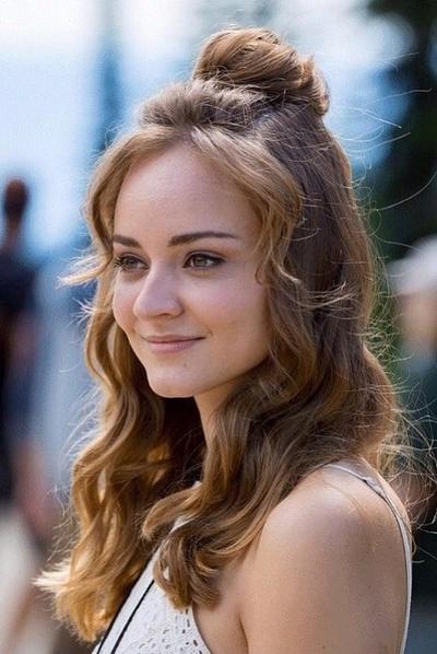 Laura Bilgeri - About - Entertainment.ie