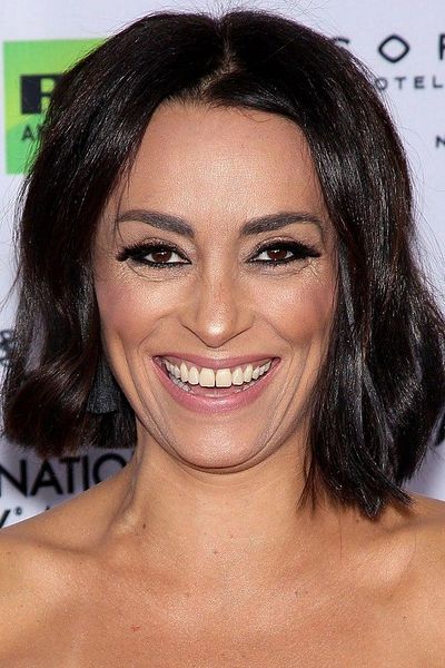 Suzana Pires - About - Entertainment.ie