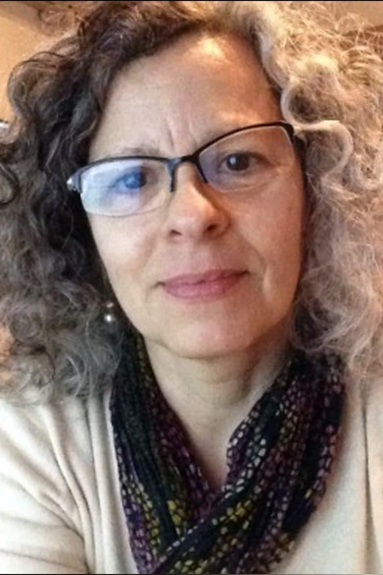 Laura Bua - About - Entertainment.ie