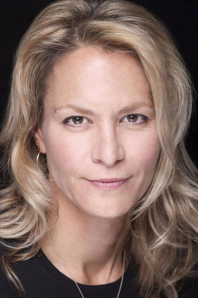 Alexandra Powers - About - Entertainment.ie