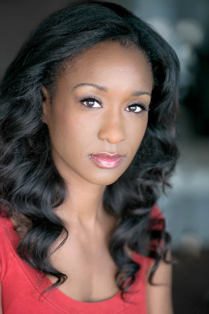 Adriane McLean - About - Entertainment.ie