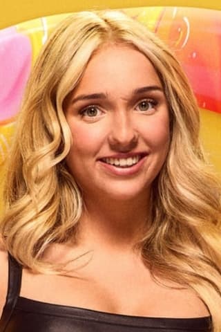 Lily Benson - About - Entertainment.ie