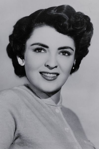 Suzan Ball - About - Entertainment.ie