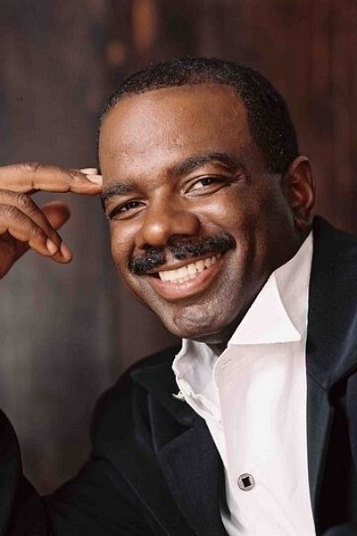 Lewis Dix Jr. - About - Entertainment.ie