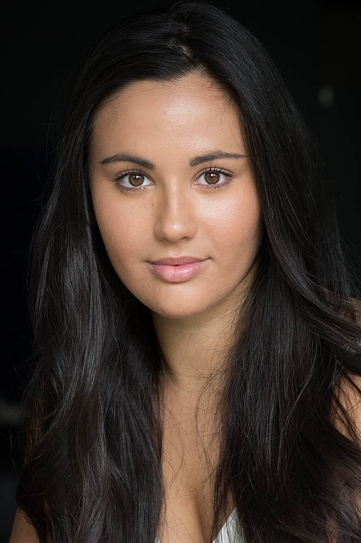 Emma Kaler - About - Entertainment.ie