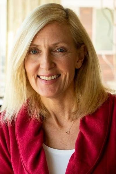 Lynne Langdon - About - Entertainment.ie