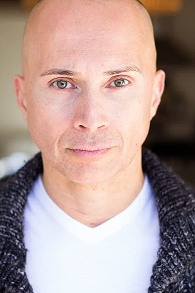 Giovanni Silva - About - Entertainment.ie