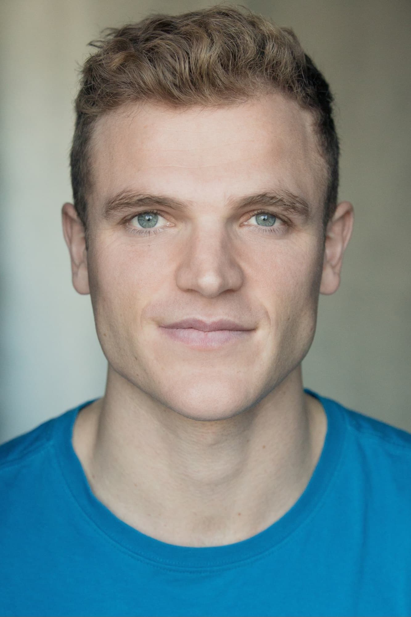 Robert Eades - About - Entertainment.ie