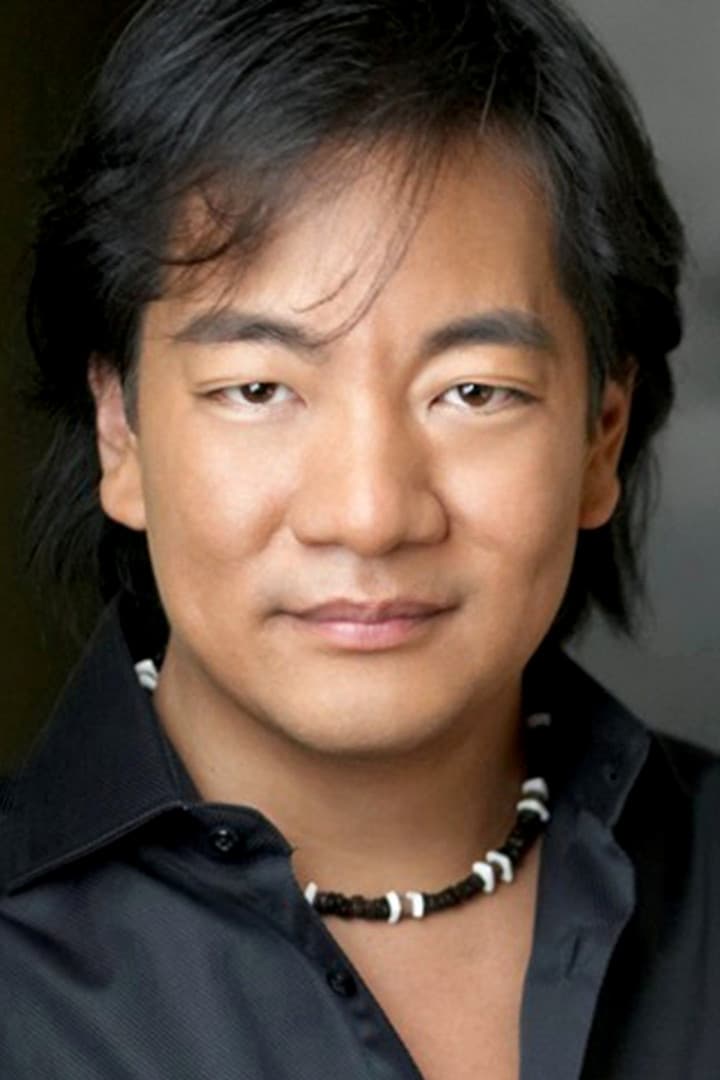 Derek Lowe - About - Entertainment.ie