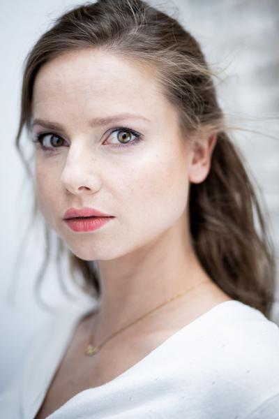 Darya Gantura - About - Entertainment.ie