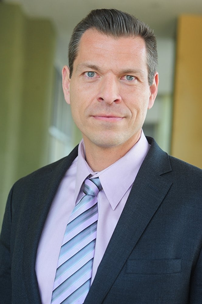 Stan Divranos - About - Entertainment.ie