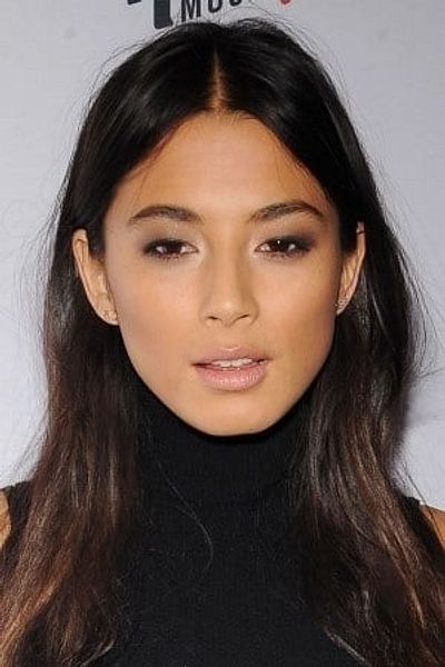 Jessica Gomes - About - Entertainment.ie