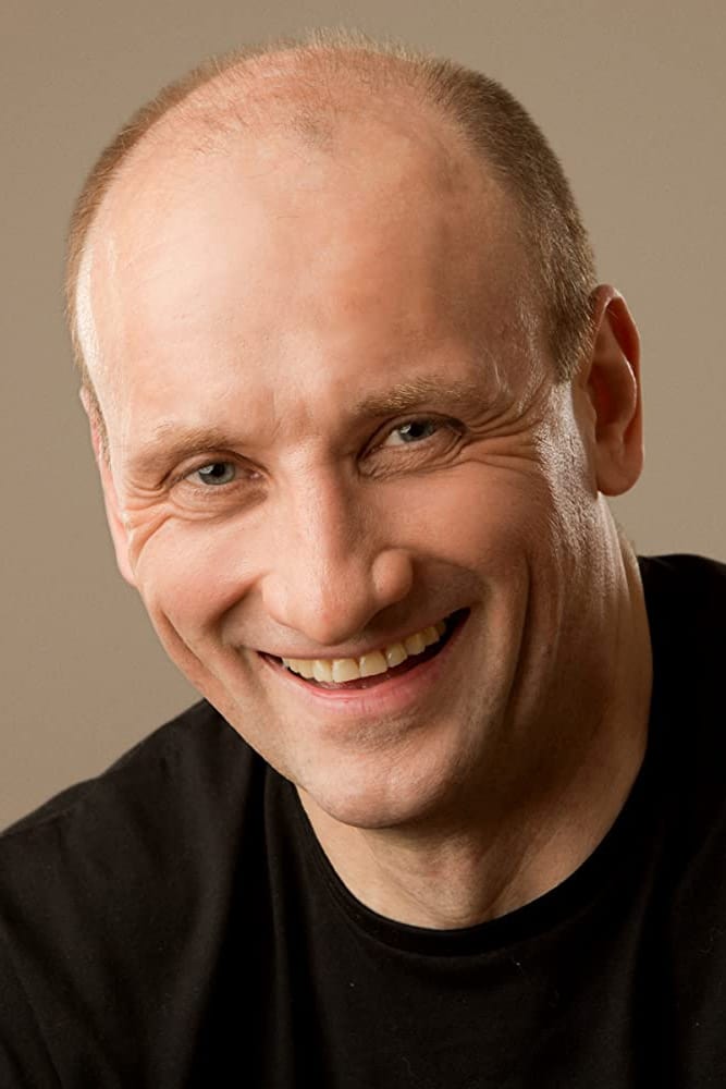 Andrew Lawden - About - Entertainment.ie