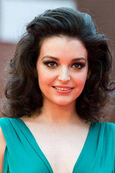 Maria Dębska - About - Entertainment.ie