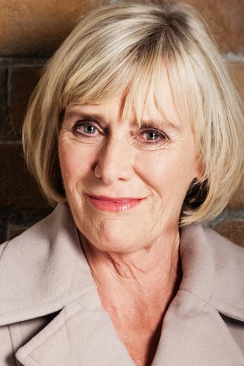 Jennifer Ludlam - About - Entertainment.ie