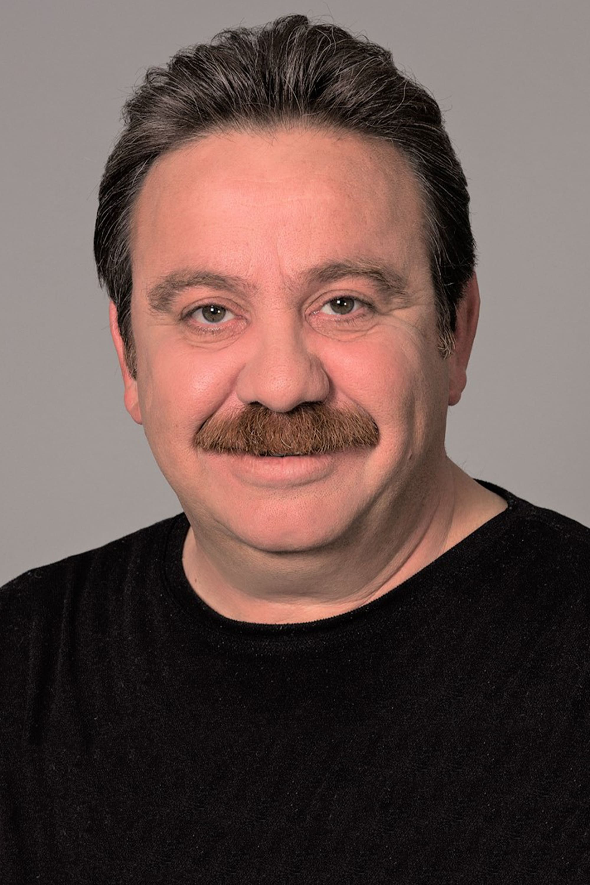 Serhat Özcan - About - Entertainment.ie