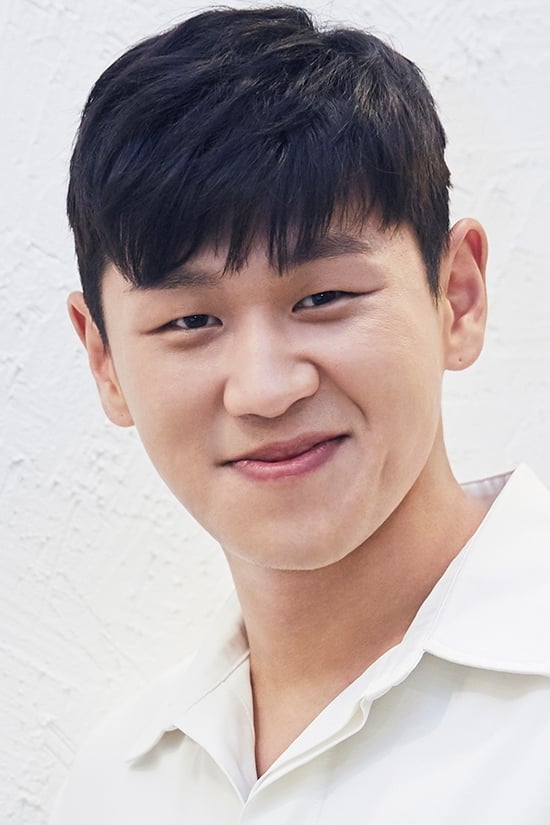 Kang Hong-suk - About - Entertainment.ie