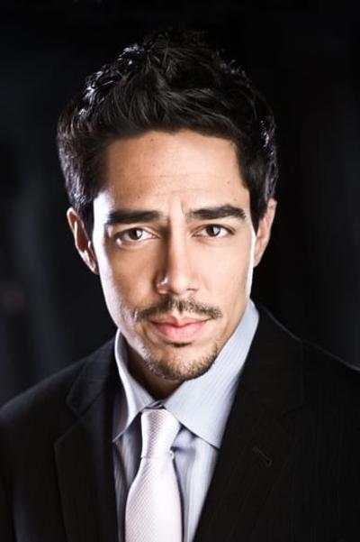 Zak Santiago - About - Entertainment.ie