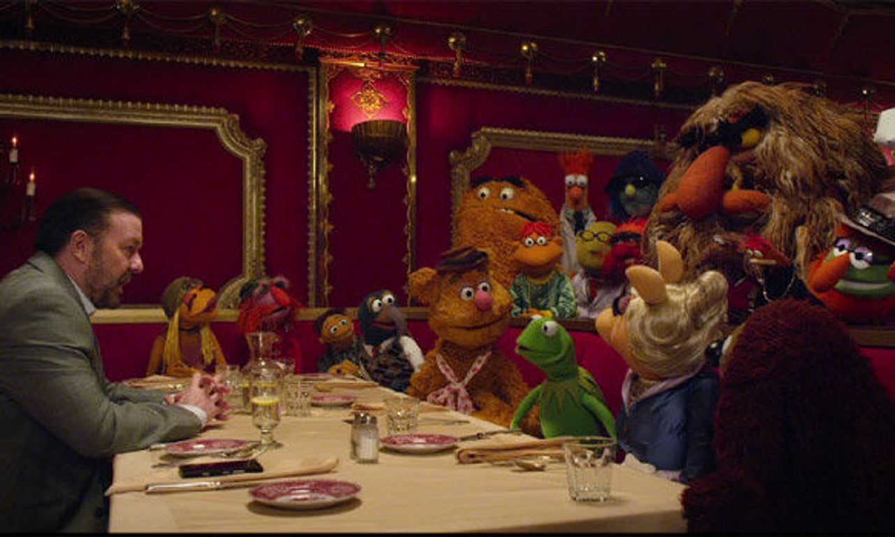 Muppets Most Wanted movie clip: Meet The Manager