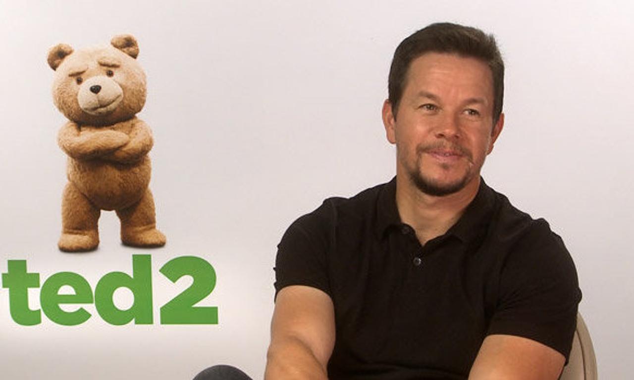 Seth MacFarlane, Mark Wahlberg, Amanda Seyfried & Jessica Barth take ...
