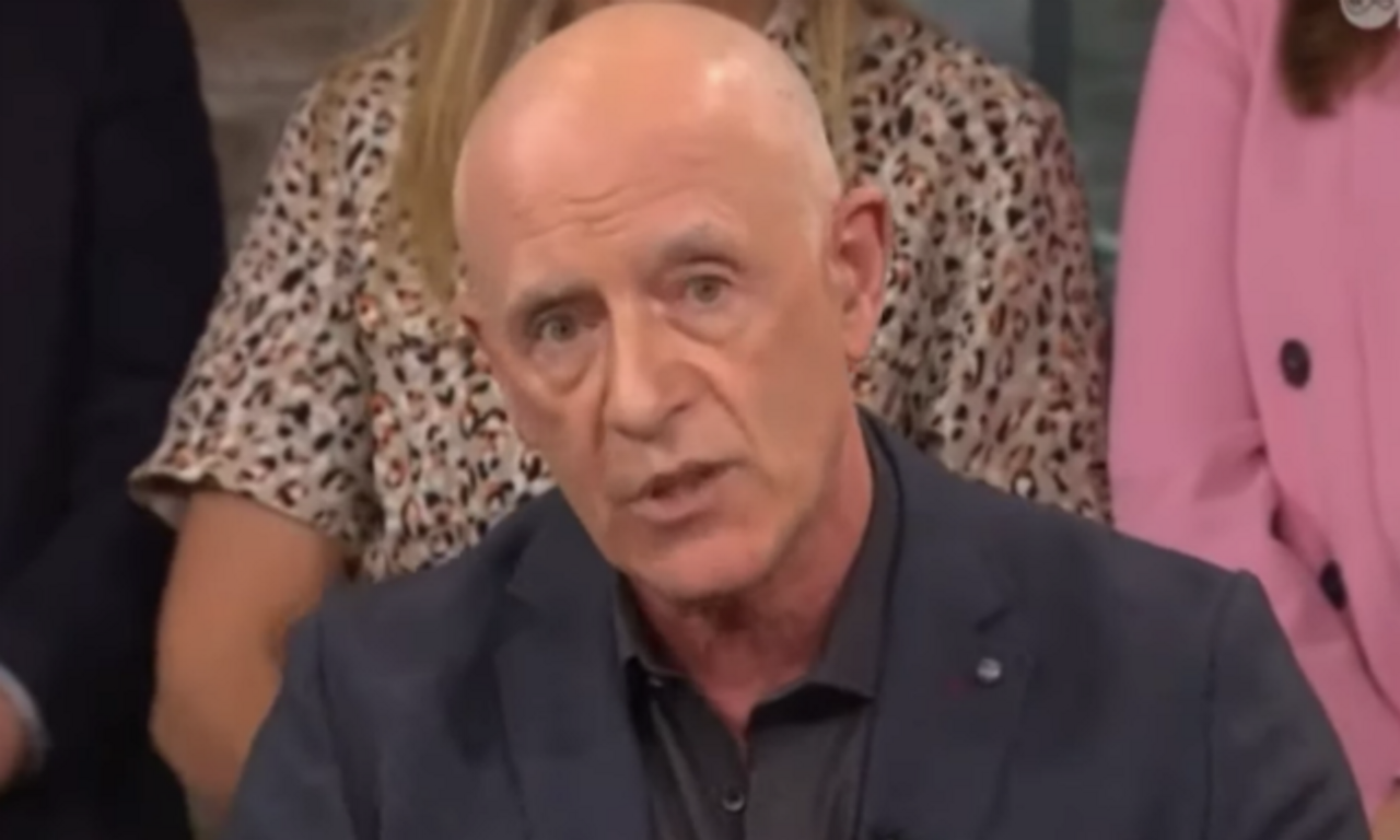 Mark Cagney's final day on 'Ireland AM' was an emotional affair this ...