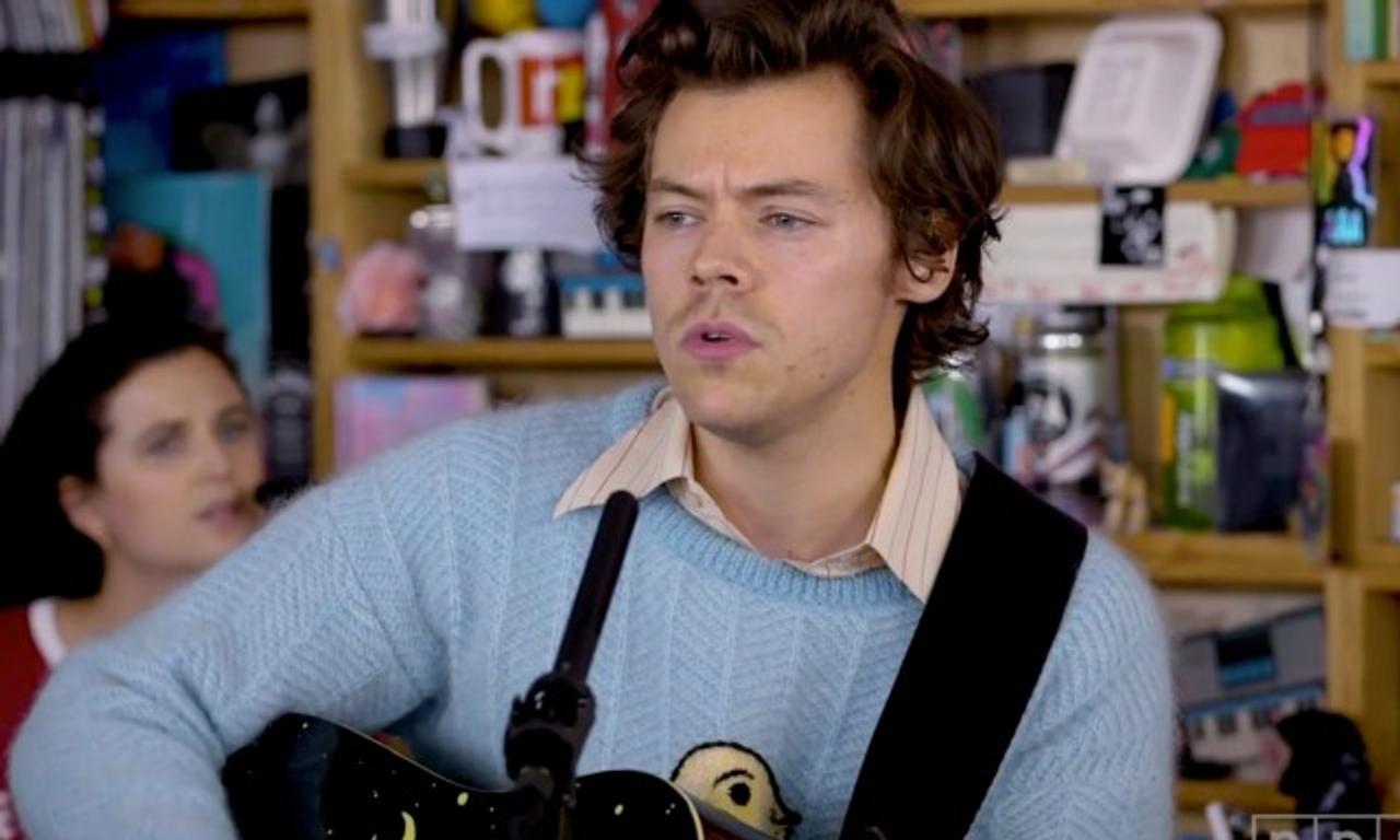 Attention, parents: Harry Styles is reading a CBeebies Bedtime Story ...