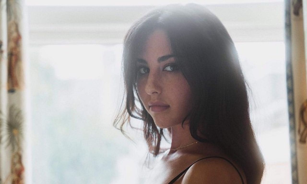 10 Questions with... Fia Moon