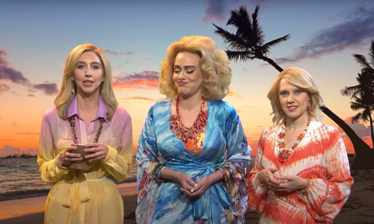 Adele couldn't hold it together one bit during this 'SNL' sketch