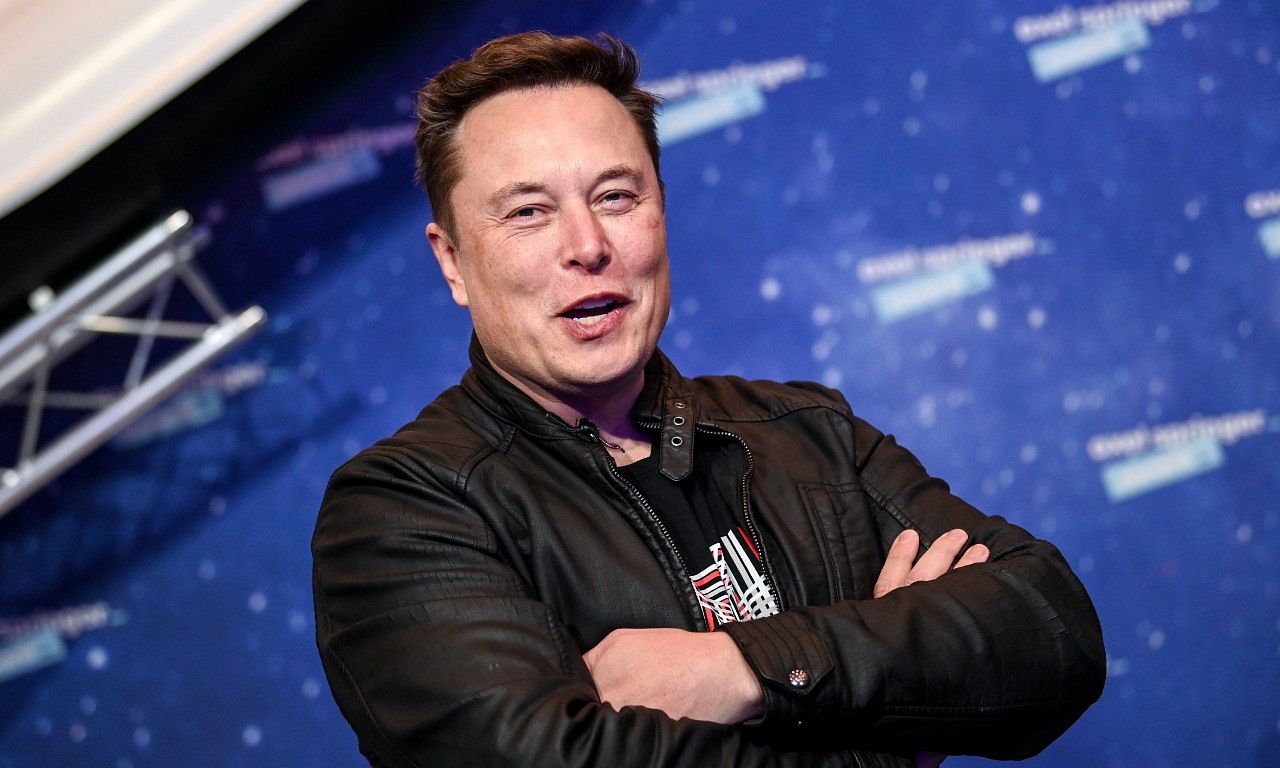 Elon Musk says he plans to rebrand Twitter with a different name