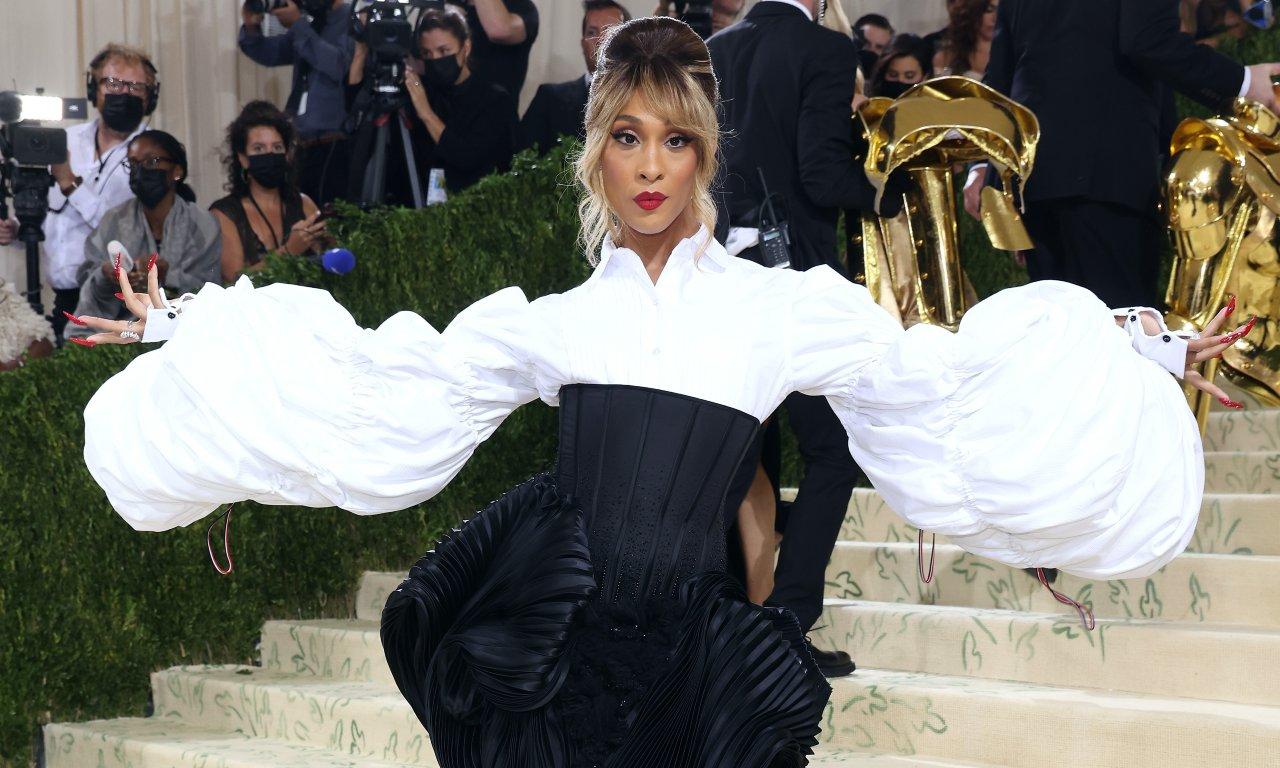 MJ Rodriguez celebrates becoming first trans woman to win a Golden Globe