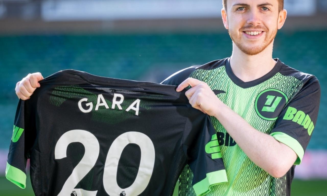 Irish streamer TheGaraShow joins Norwich City FC's eSports team