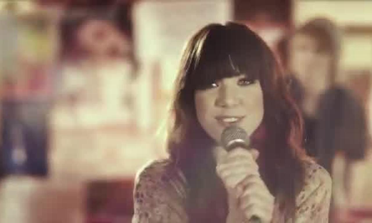 Carly Rae Jepsen reflects on 10 years since 'Call Me Maybe'