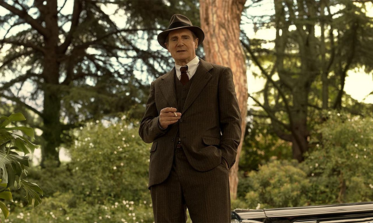 'Marlowe' is buried under the weight of its own history - Cinema, Movie ...