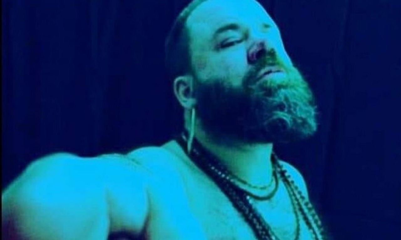 10 Questions with... Mik Pyro