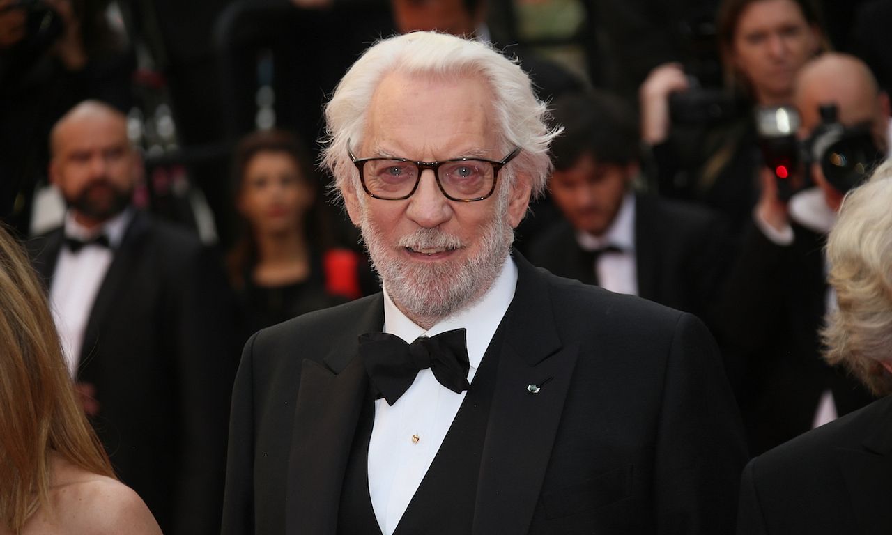 Tributes pour in for beloved actor Donald Sutherland